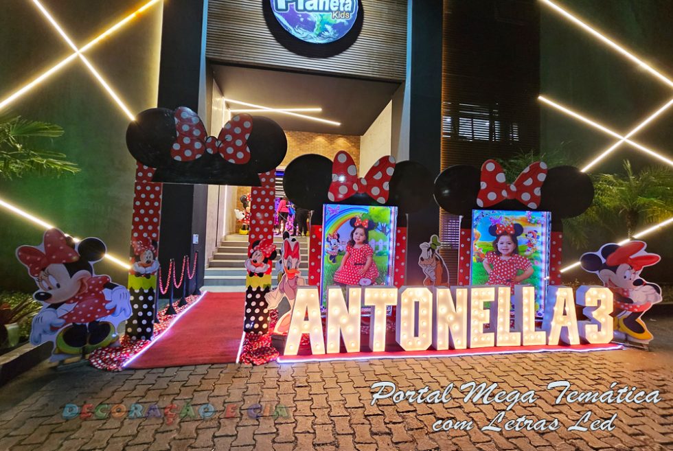 ENTRADA TEMÁTICA - Letras caixa com Luz - Portal Mega Minnie ...